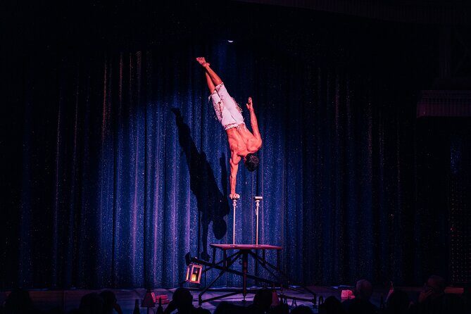 Paris La Nouvelle Eve Cabaret Show in Montmartre - FAQ