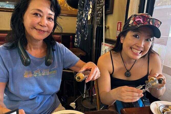 Paris: Le Marais Foodie Tour  French Gourmet Cuisine (Private) - FAQs