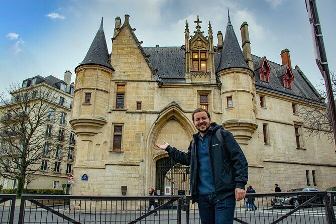 Paris Le Marais Walking Tour: An Incredible History - Small Group - The Experience in Practice