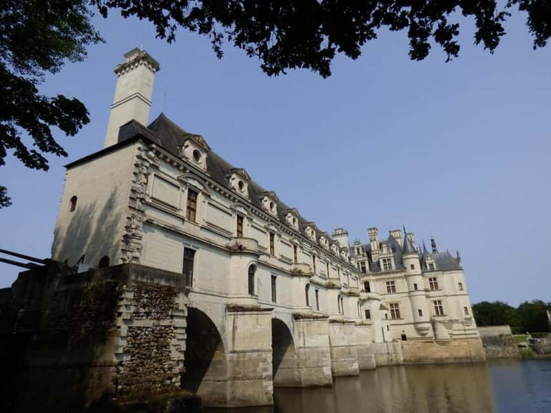 Paris: Loire Valley Castles Tour with Chambord & Chenonceau - Key Points