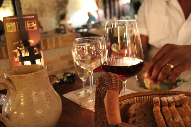 Paris: Loire Valley Castles Tour with Wine Tasting - The Logistics: Group Size, Timing, and Comfort