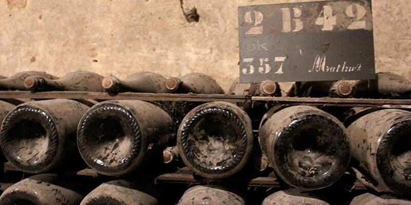 Paris: Loire Valley Castles Tour with Wine Tasting - Authentic Experiences and Special Touches