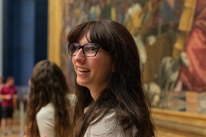 Paris Louvre Essentials Tour (Reserved Entry Included) - The Experience of the Guides