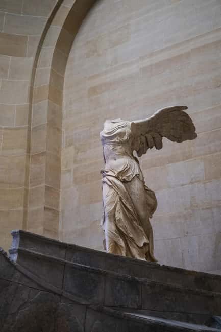 Paris: Louvre Masterpieces Tour with Pre-Reserved Tickets - What You Should Know Before Booking