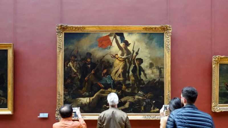 Paris: Louvre Museum Skip-the-Line Guided Tour - Small Group Benefits