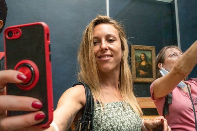 Paris Louvre Museum: Small Group Guided Highlights Tour - Why Choose the Paris Louvre Museum: Small Group Guided Highlights Tour?