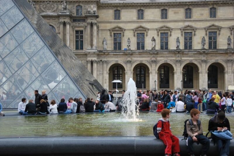 Paris: Louvre Museum Ticket and Mona Lisa Access with Host - The Practical Details