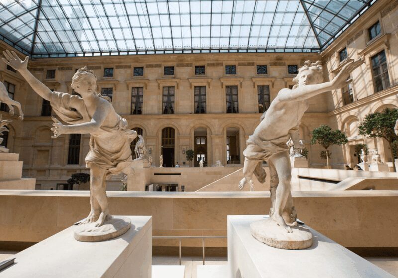 Paris: Louvre Museum Ticket & Exclusive Immersive AudioGuide - What Makes This Tour Stand Out?