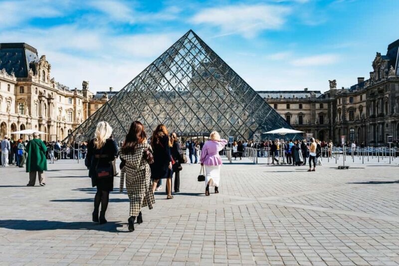 Paris: Louvre Museum Tour Mona Lisa & Iconic Masterpieces - Who Should Book This Tour?