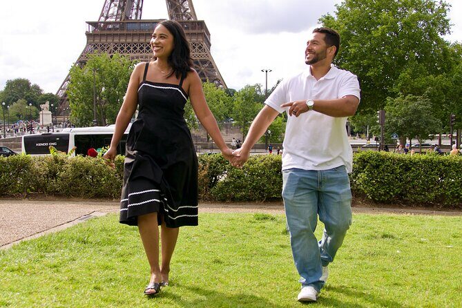 Paris Luxury Private Professional Photoshoot at the Eiffel Tower - What You Should Know Before Booking