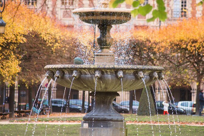 Paris (Marais District) Scavenger Hunt and Self-Guided Tour - Who Is This Tour Best Suited For?