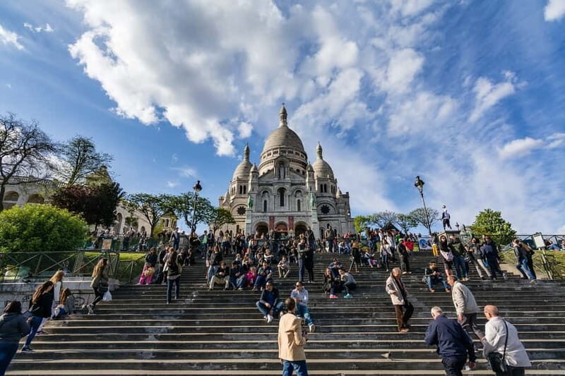Paris: Montmartre Highlights Walking Tour with a Local Guide - Exploring Montmartre with a Local Guide: An In-Depth Review