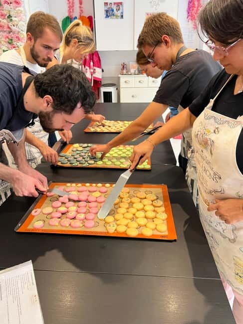 Paris: Montmartre Macaron Baking Workshop - Key Points