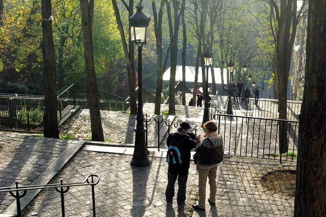 Paris Montmartre & Sacre Coeur Semi-Private Guided Tour 12ppl Max - What Makes This Tour Stand Out