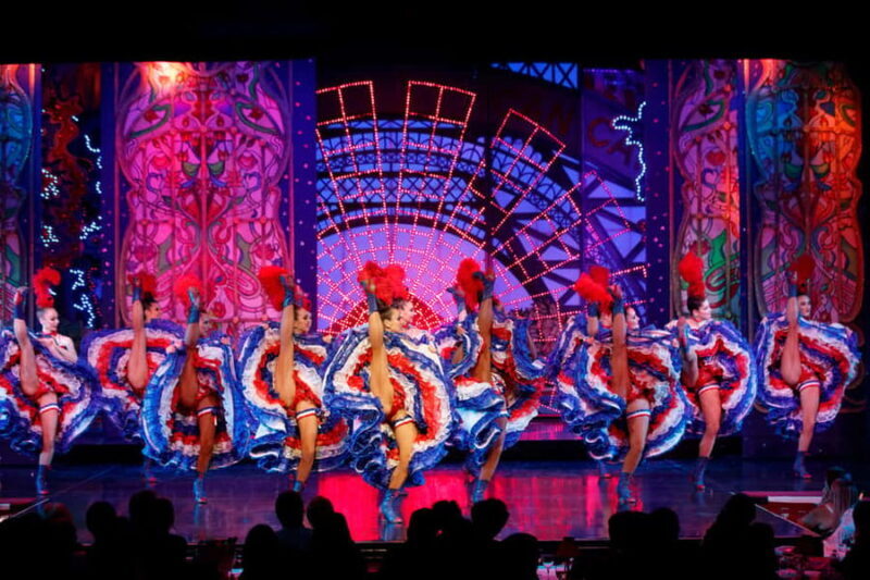 Paris: Moulin Rouge Dinner Show, Champagne, and Transport - Key Points