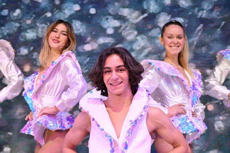 Paris: "My First Cabaret" Family Show at Paradis Latin - FAQ