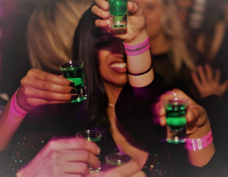 Paris Nightlife Bar Crawl: Free Shots & Club Entry - The Itinerary: What to Expect