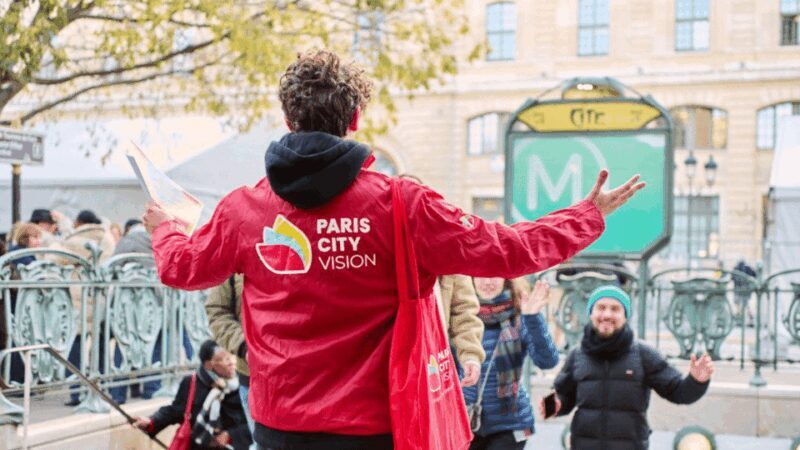 Paris: Notre Dame Cathedral Guided Tour of the Neighborhood - FAQ