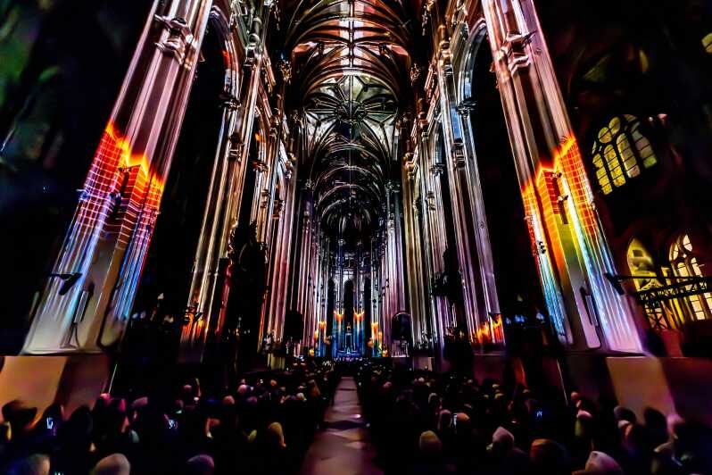 Paris: Nouveau spectacle Son et lumière - LUMINISCENCE - Review Highlights from Visitors