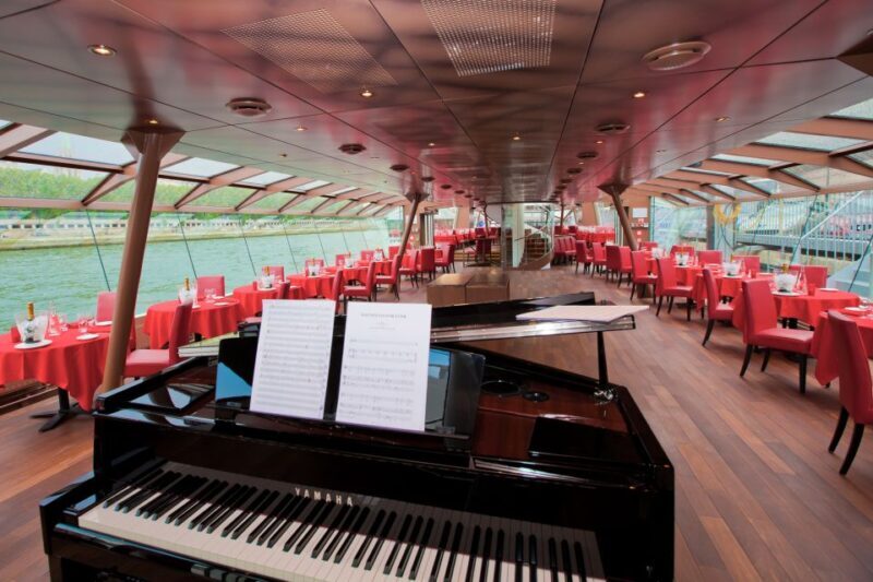 Paris : NYE Special Diner Cruise on the Seine River - Who Should Book This Tour?
