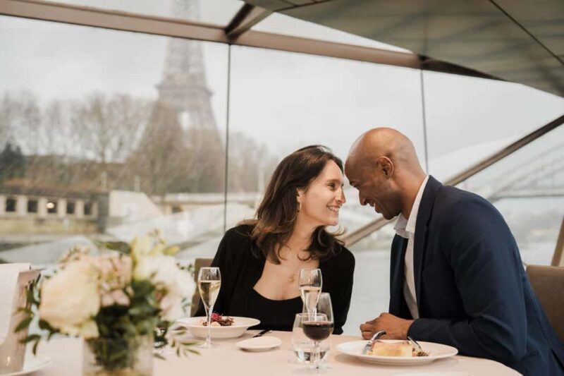Paris : NYE Special Diner Cruise on the Seine River - Practical Tips for Booking and Enjoying
