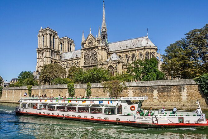 Paris - One Hour Seine River Cruise with Recorded Commentary - Why a Seine River Cruise in Paris is Worth Considering