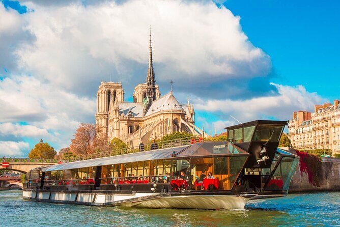 Paris - One Hour Seine River Cruise with Recorded Commentary - Practical Details and Tips