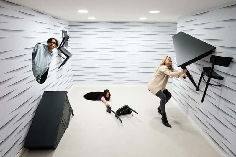 Paris: Paradox Museum Entrance Tickets - Reviews and Real Visitor Insights