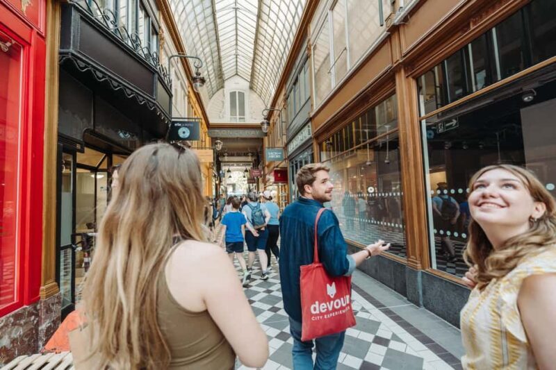 Paris: Pastries and Chocolate Walking Food Tour - Key Points