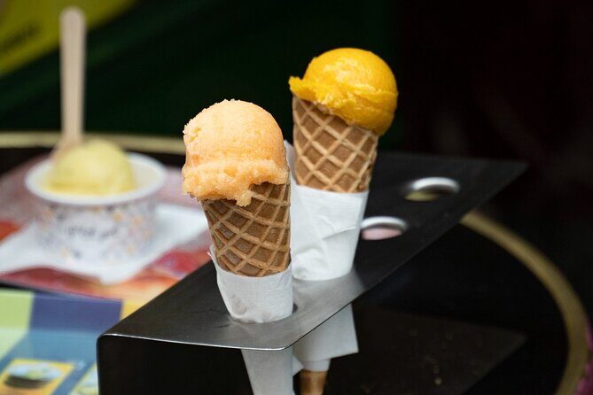 Paris: Pastries & Damnations - A Sweet Tour of the Old City - Exploring the Itinerary in Detail