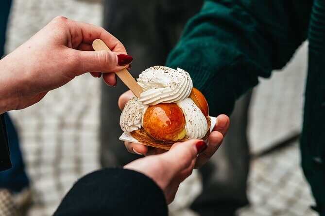Paris: Pastries Food Tour in Le Marais with a Culinary School - The Value of the Experience