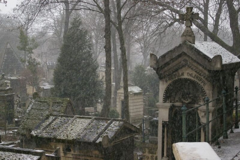 Paris: Père Lachaise Cemetery Guided Tour - 12 guests 2,5h - FAQ