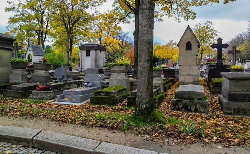Paris: Père Lachaise Cemetery Visit with Seine River Cruise - What Youll Love and What to Consider