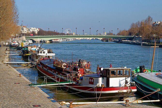 Paris : Private electric bike tour with wine and cheese tasting - The Telling Details from the Reviews