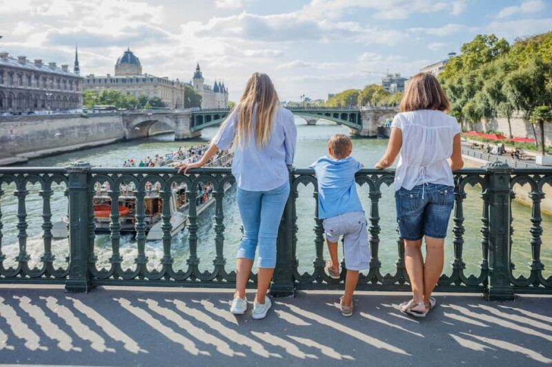 Paris: Private Family Tour, Highlights and Museum Visit - FAQs