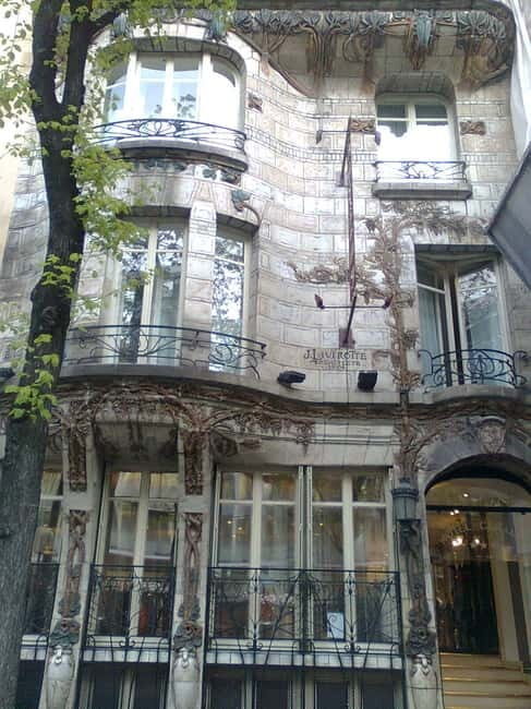 Paris - Private Guided Tour with Art nouveau Theme - Key Points