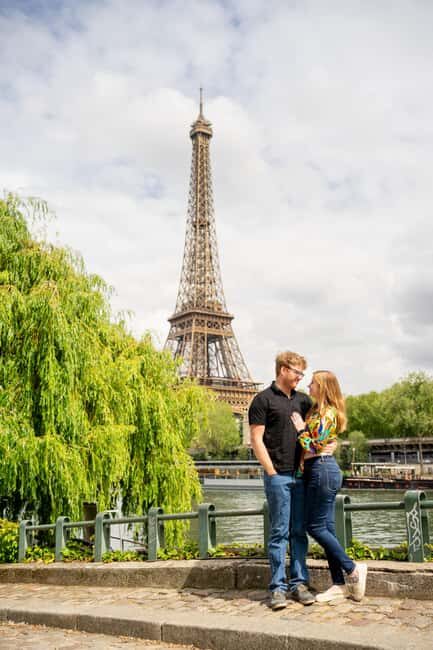 Paris: Private Photoshoot at the Eiffel Tower - Practical Tips for Making the Most of Your Photoshoot