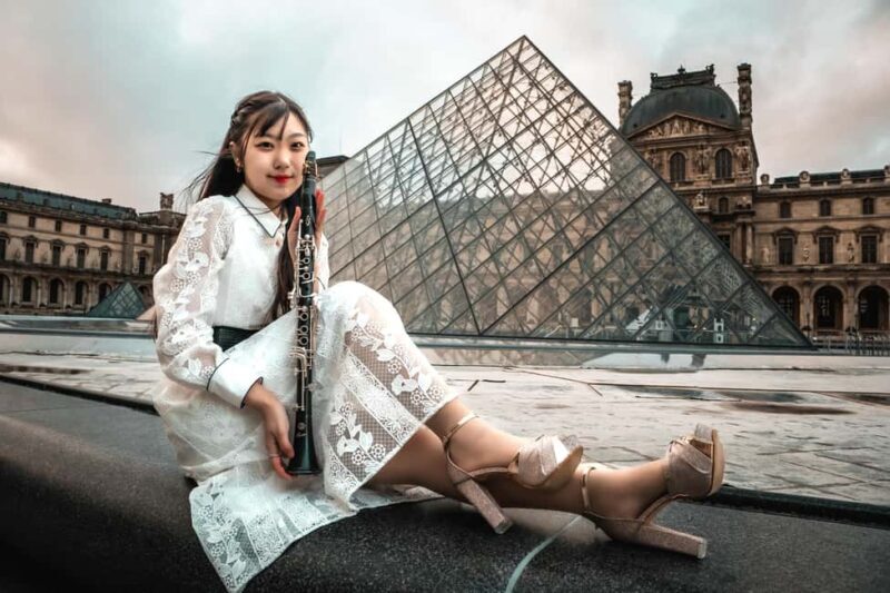 Paris: Private Photoshoot near any chosen Landmark - The Delivery and Quality of Photos