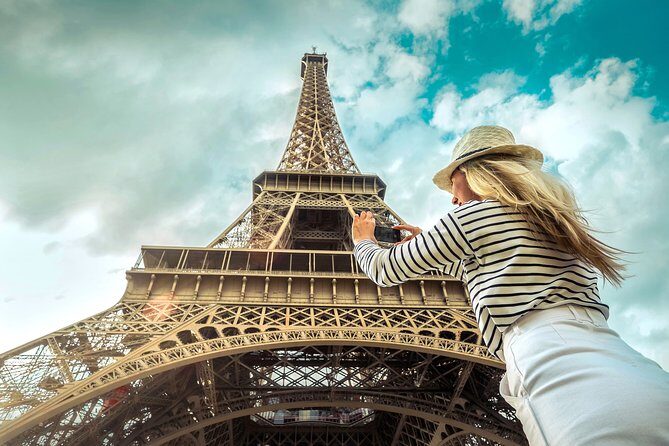 Paris Private Tour: Highlights, Top Quarters & Eiffel Tower - How It All Comes Together