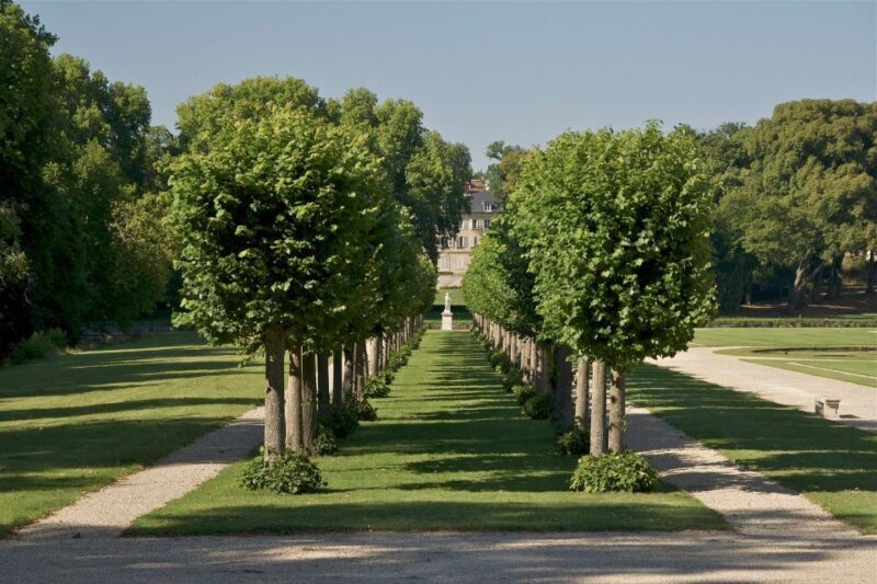 Paris: Private Tour of Domaine de Chantilly Ticket&Transfer - FAQ