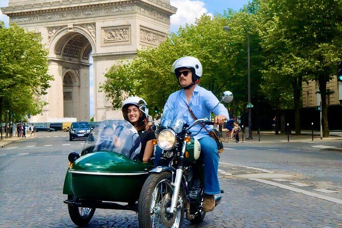 Paris: Private Vintage Sidecar Tour with Pick-Up at your Hotel - Who Should Consider This Tour?