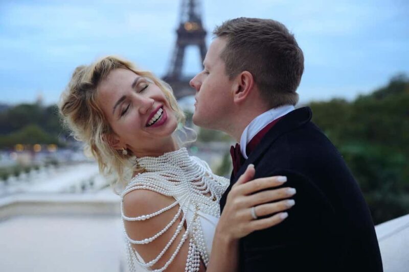 Paris: Professional Photoshoot by the Eiffel Tower - Who This Is Best For