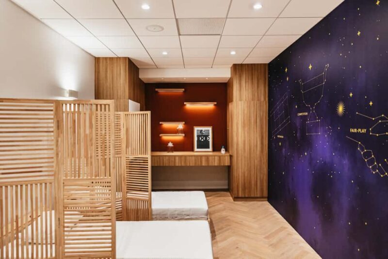 Paris: Roland-Garros Stadium Guided Backstage Tour - FAQs