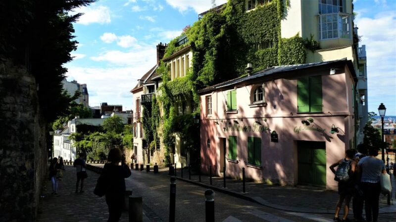 Paris: Sacré-Coeur and Montmartre Tour with Expert Guide - Key Points