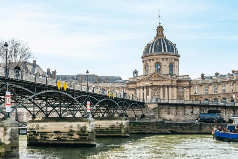 Paris: Seine Cruise and Macaron Tasting by the Eiffel Tower - FAQ