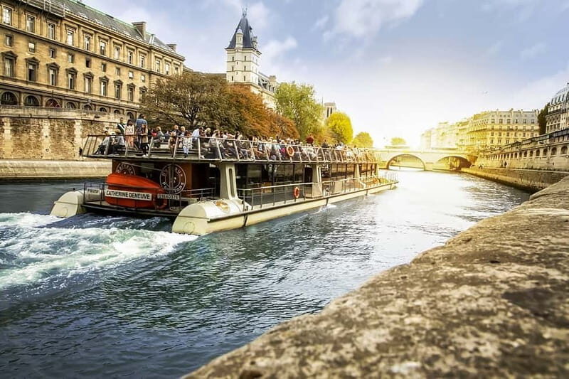 Paris: Seine Cruise & Crepe Tasting near the Eiffel Tower - Starting Point and Accessibility