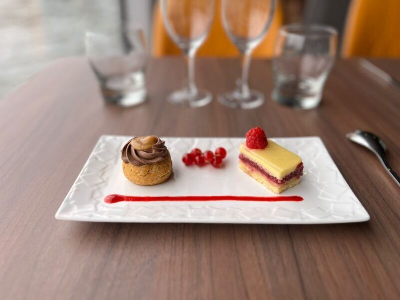 Paris: Seine River Bistronomic Dinner Cruise - Setting and Departure: Starting Your Parisian Evening