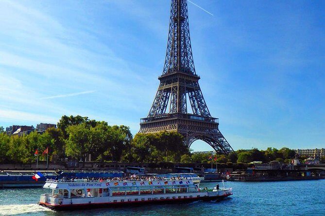 Paris Seine River Sightseeing Guided Cruise Vedettes du Pont Neuf - Key Points