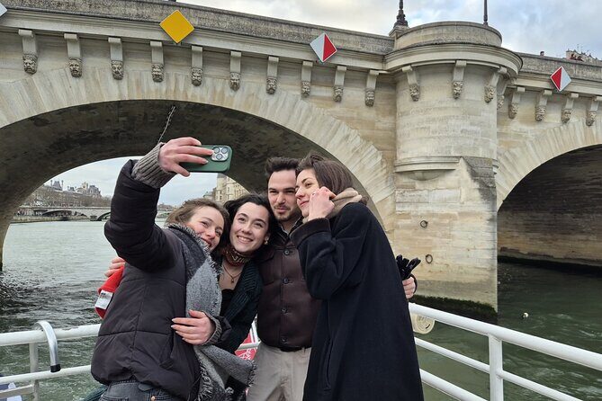 Paris Seine River Sightseeing Guided Cruise Vedettes du Pont Neuf - Who Will Enjoy This Experience?