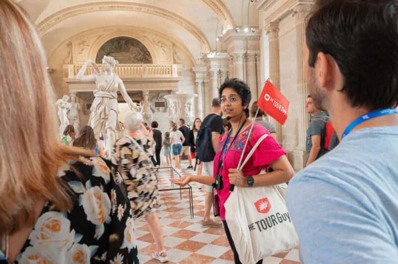 Paris Semi Private Walking Tour: Louvre, Eiffel Tower & Boat - Key Points